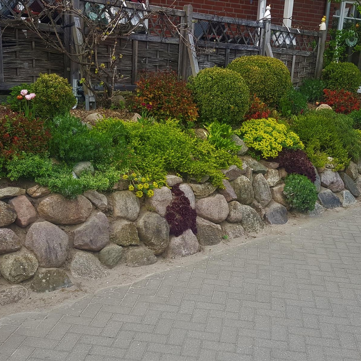 Natursteinmauern, Mauersteine, Gartenmauer, Bruchsteine, Steinwand ...